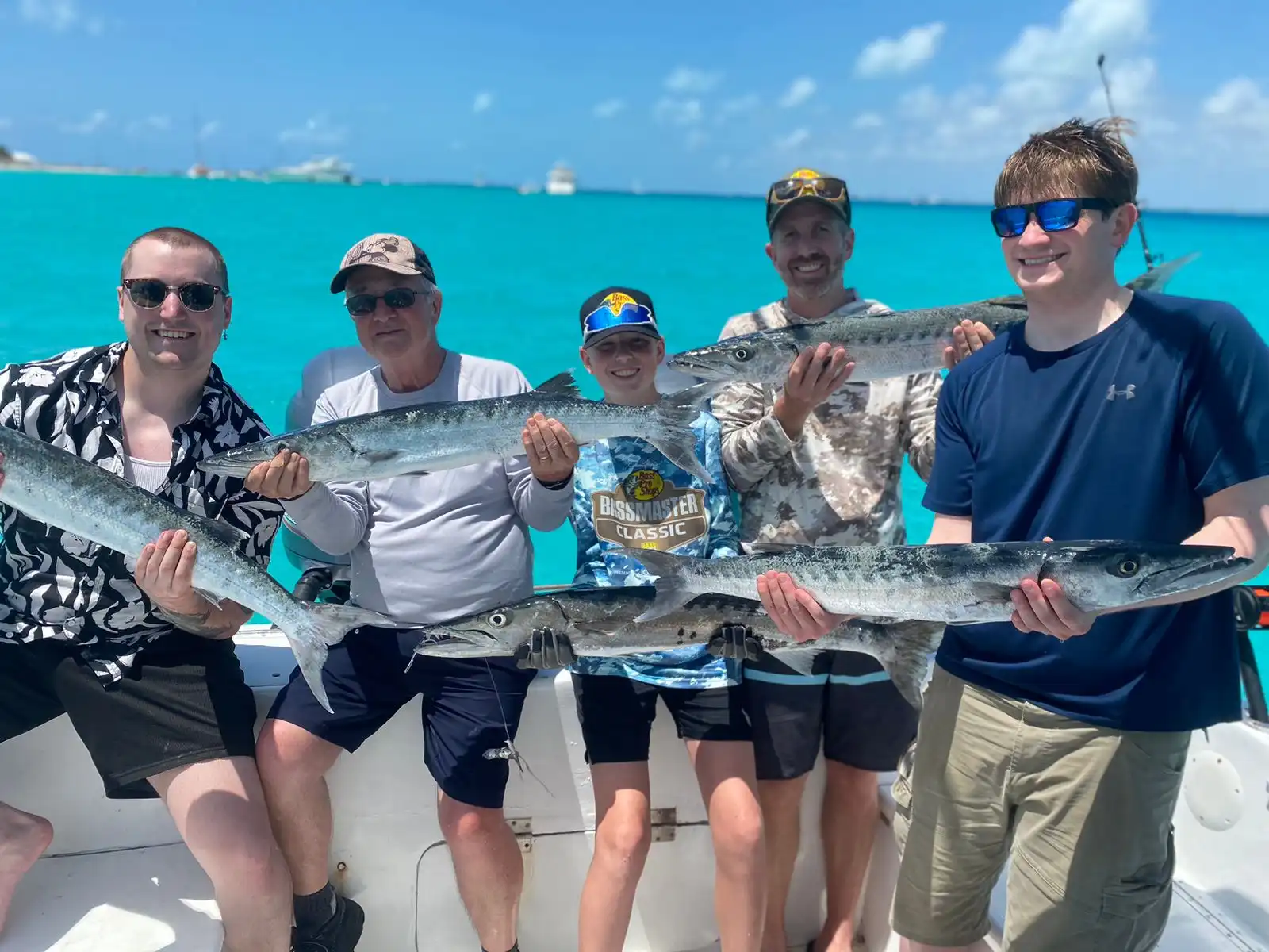 Bay Fishing - Isla Spirit Adventures